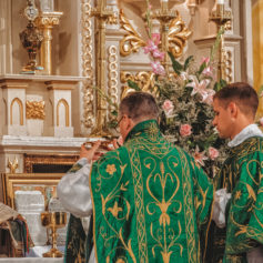 First Mass Celebrated at FSSP Philadelphia – Priestly Fraternity of St ...